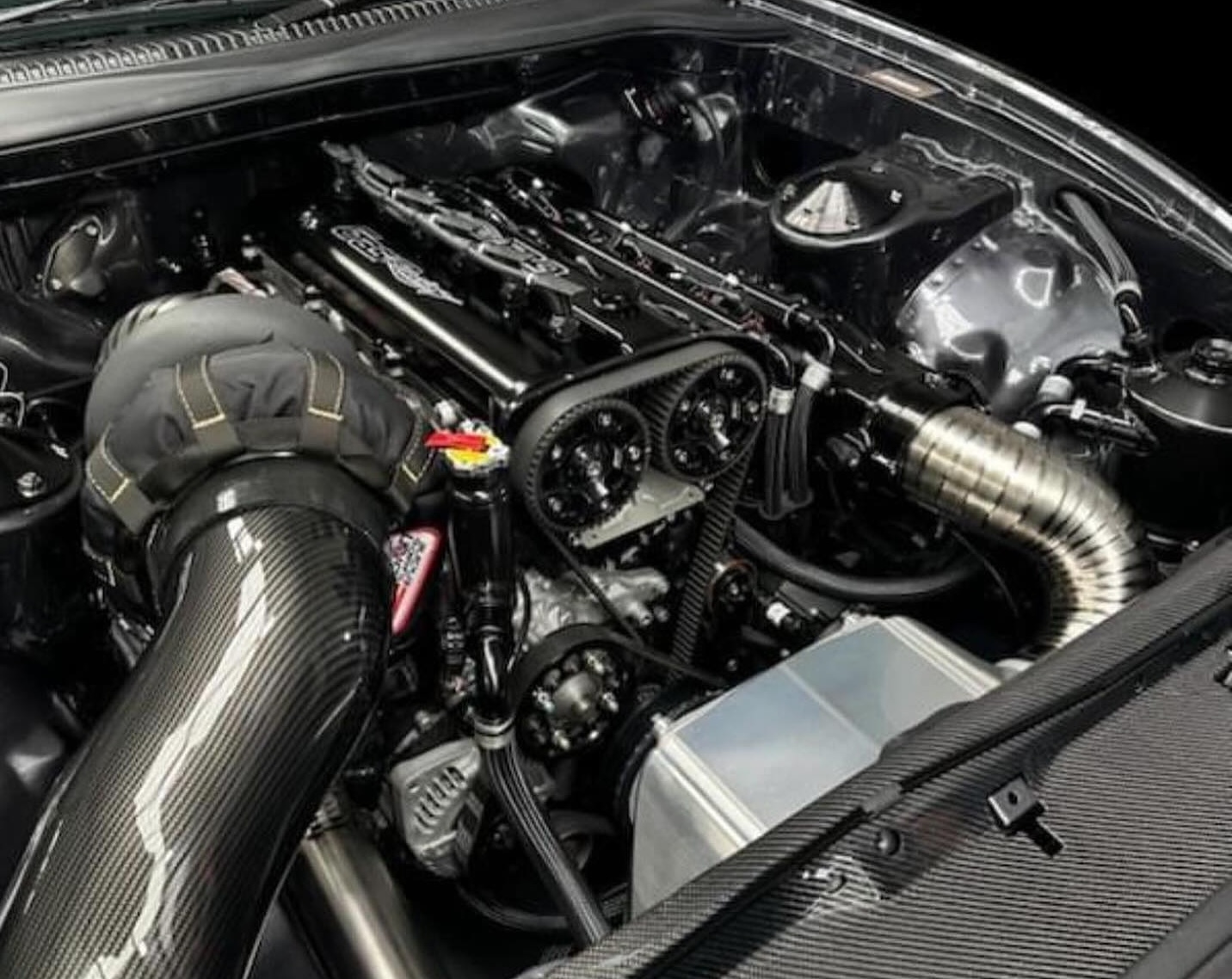 Aussie Drag Racer Debuts His 2500HP Street Car